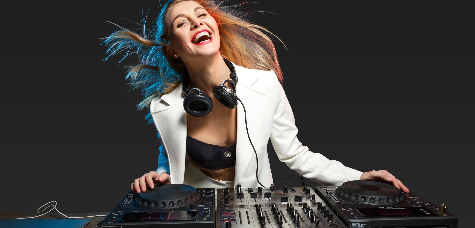 Empowering Women in EDM: Celebrating Leading Female DJs