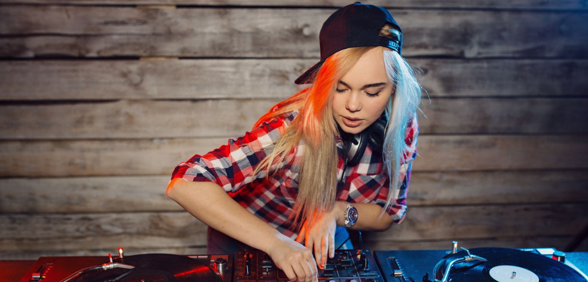 Women in EDM: Celebrating Female DJs Shaping the Scene